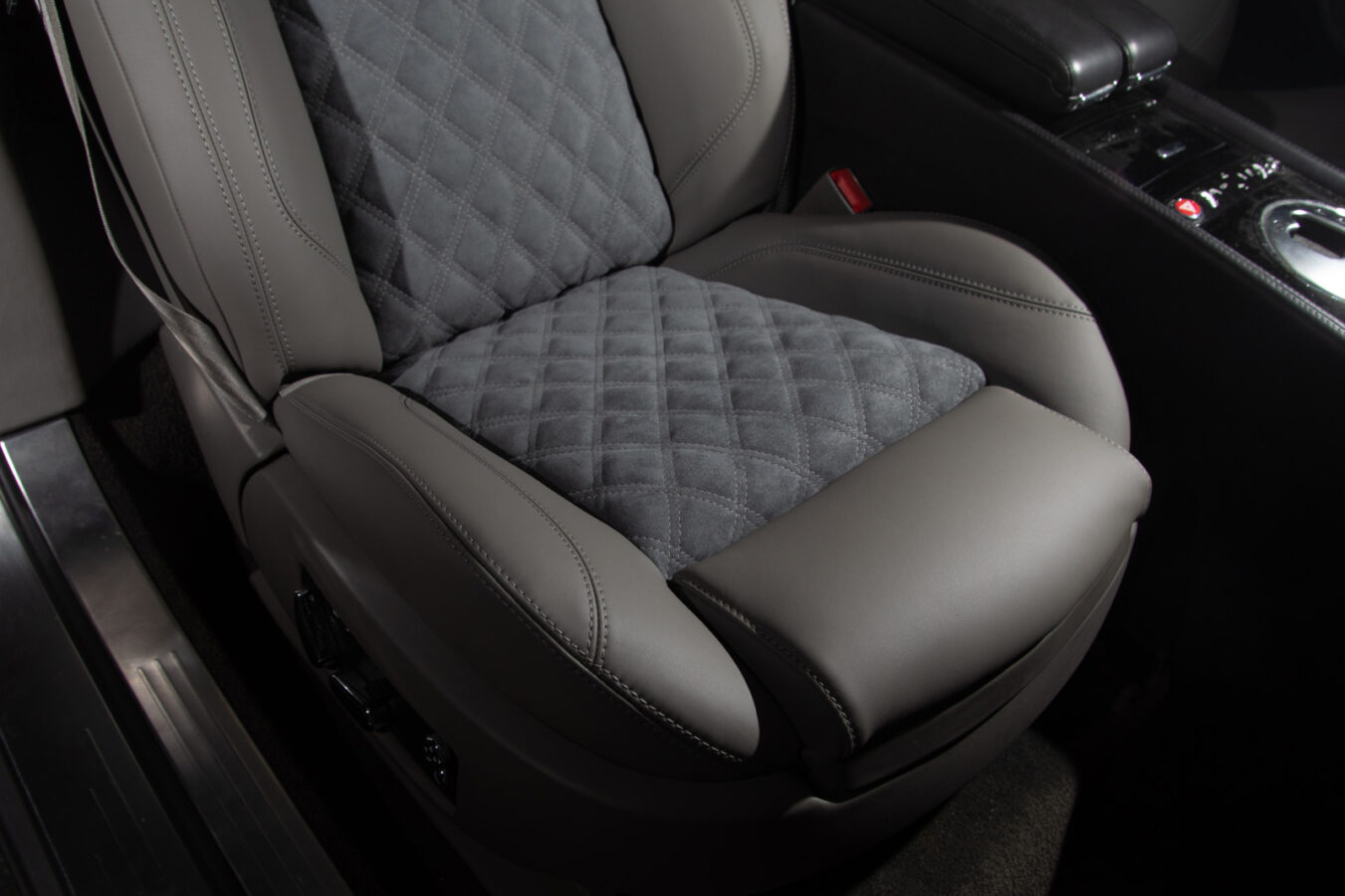 Auto Upholstery for your car `s interior with leather, vinyl or fabric ...